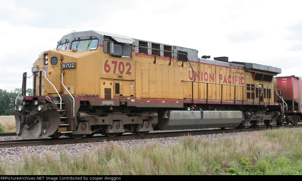 6702 ex-9999, one of the 3 original UP AC44CWs of 1994
